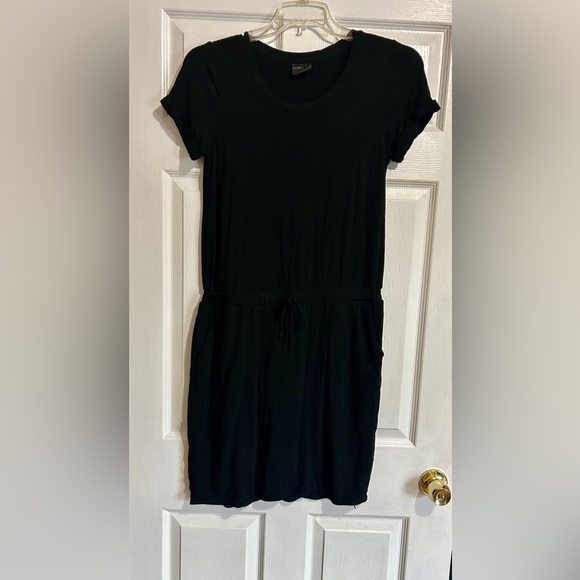 32 Degrees | Dresses | 32 Degrees Classic Black Midi Dress | Poshmark